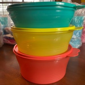 Tupperware | Kitchen | Tupperware Classic Fridge Bowls Set | Poshmark